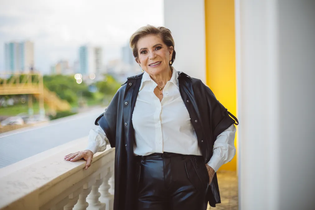 Coluna RC parabeniza a prefeita Elizabeth Schmidt | aRede