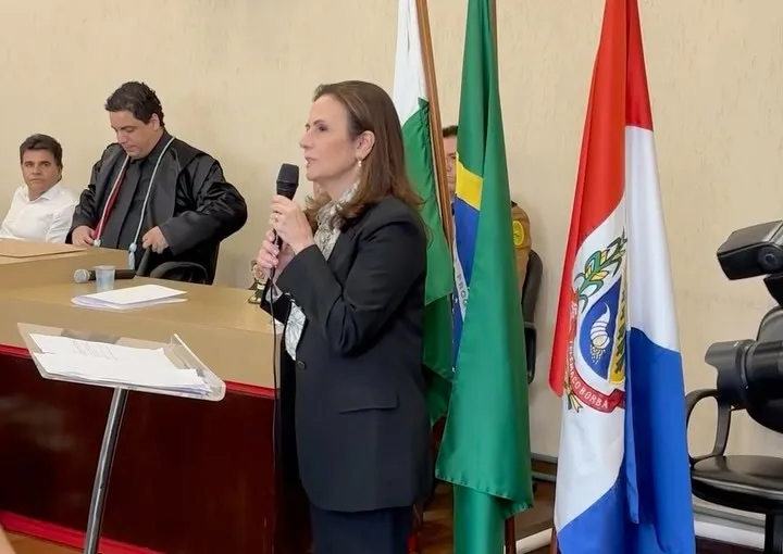 Prefeita eleita, Rita Araújo é diplomada em Telêmaco Borba | aRede