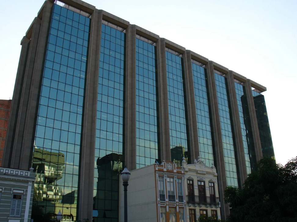 Edital do concurso TRT RJ é publicado com salários de até R$ 18 mil | aRede
