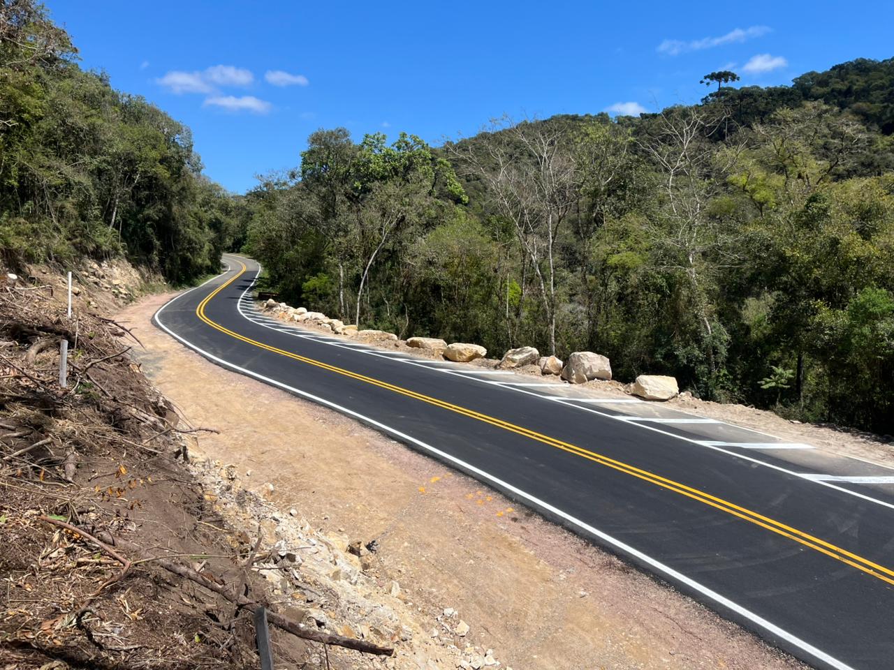 Prefeitura de PG reforma estrada e libera o trecho entre Biscaia e ...