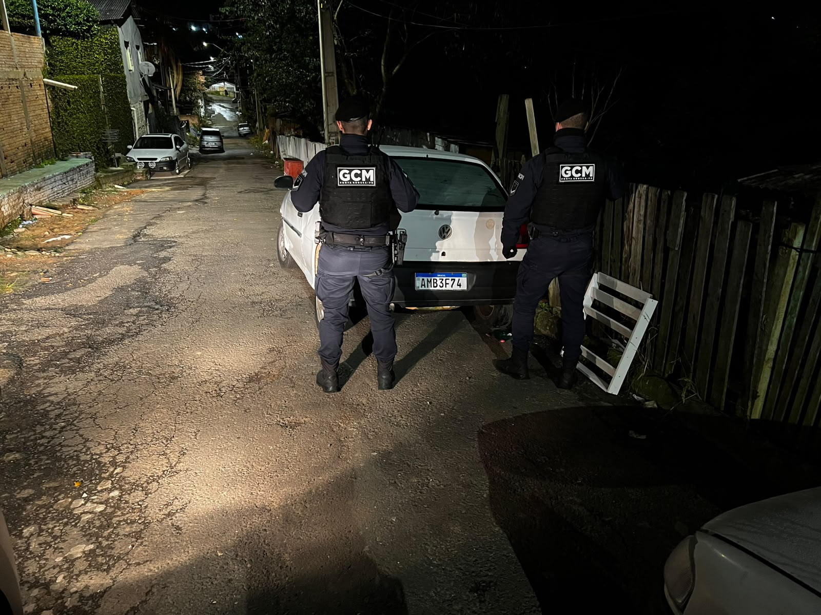 Carro furtado é recuperado horas após crime em Ponta Grossa | aRede